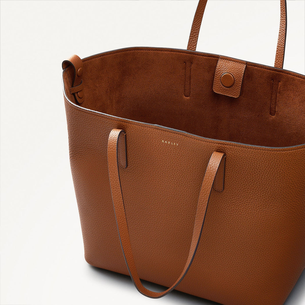 Saddle Large Open Top Tote Bag | Dukes Place AW25 | Radley London